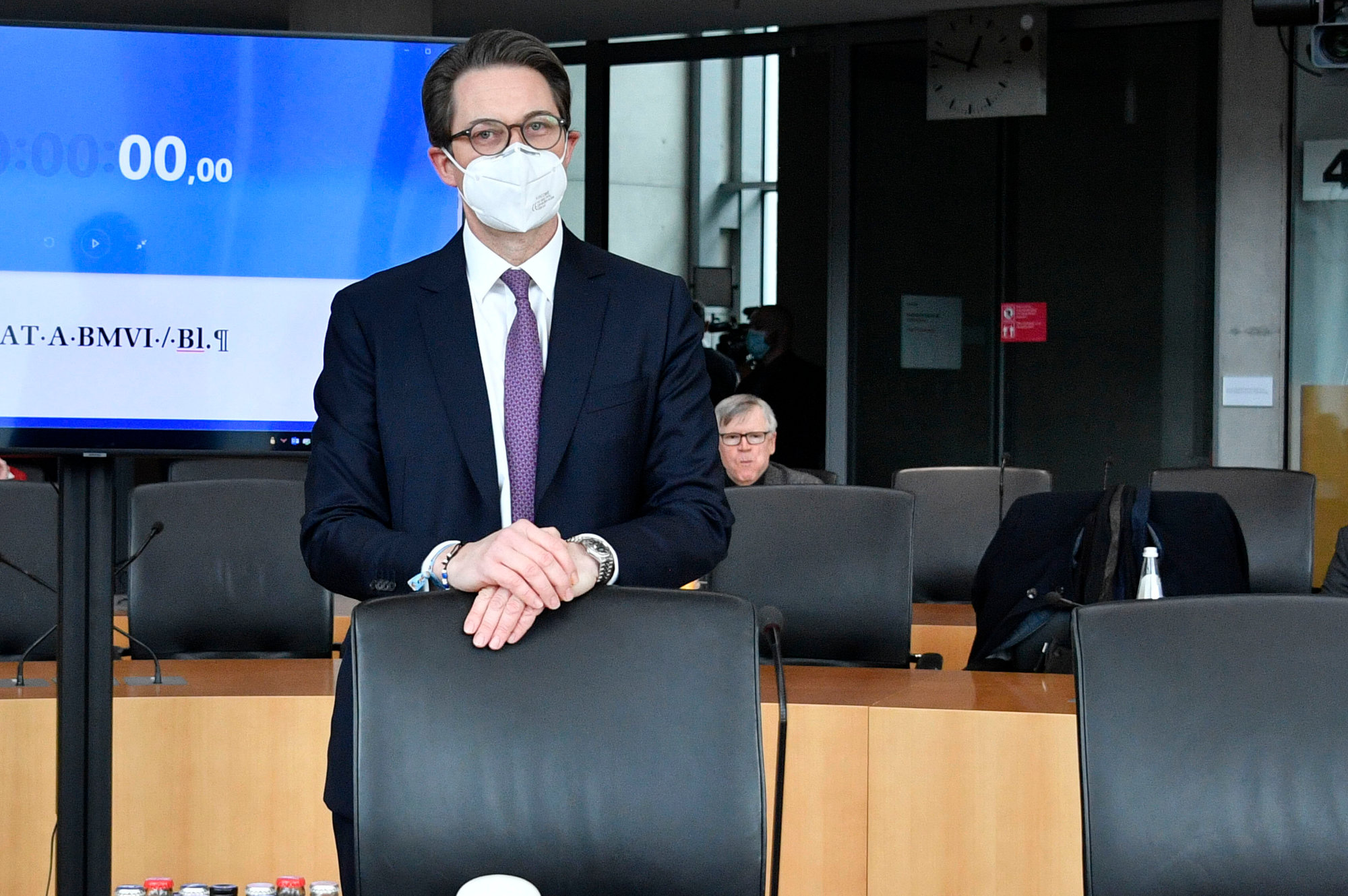 Nach Maut-Debakel: Anklage gegen Ex-Minister Scheuer zugelassen | beck ...
