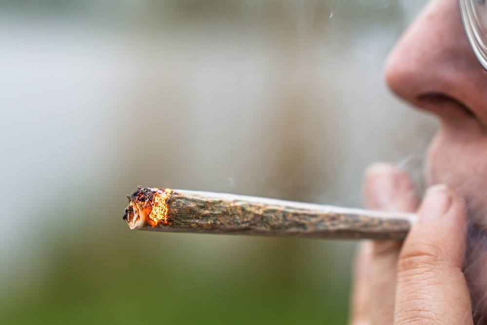 US-Waffenrecht: Auch Marihuana-Konsumenten dürfen Waffen besitzen ...